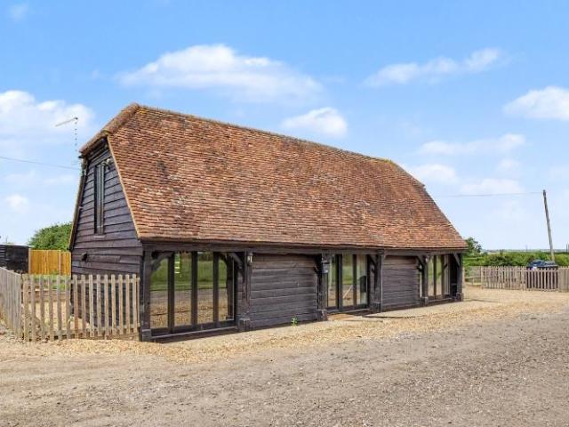 2 bedroom cottage to rent