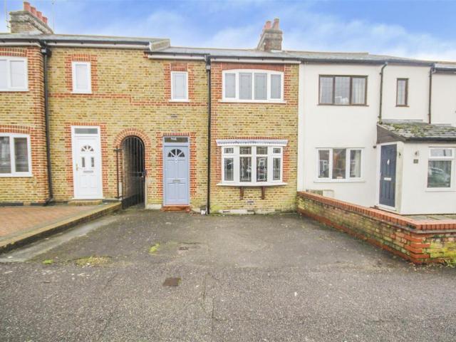 2 bedroom cottage to rent