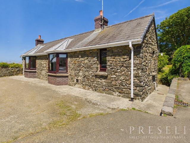 2 bedroom cottage to rent