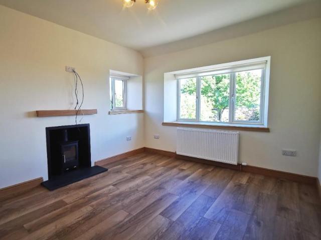 2 bedroom cottage to rent