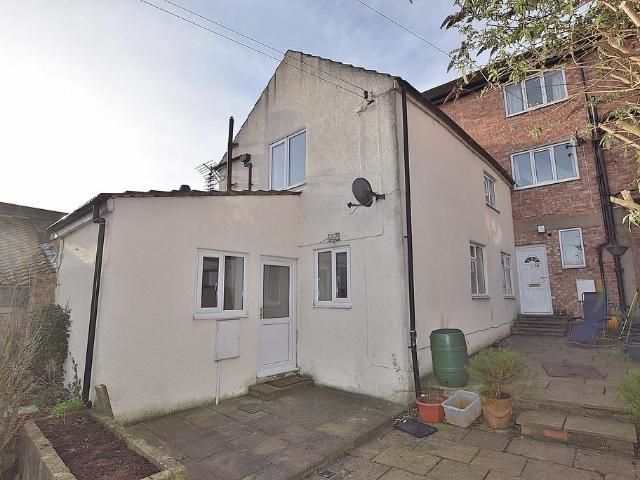 2 bedroom cottage to rent
