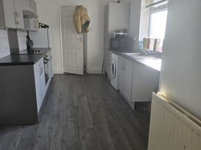 2 bedroom cottage to rent