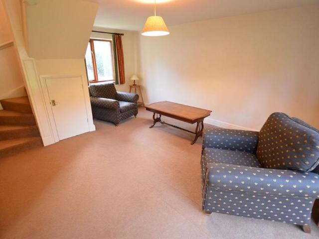 2 bedroom cottage to rent