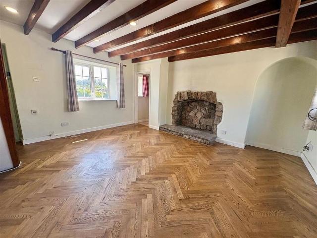2 bedroom cottage to rent