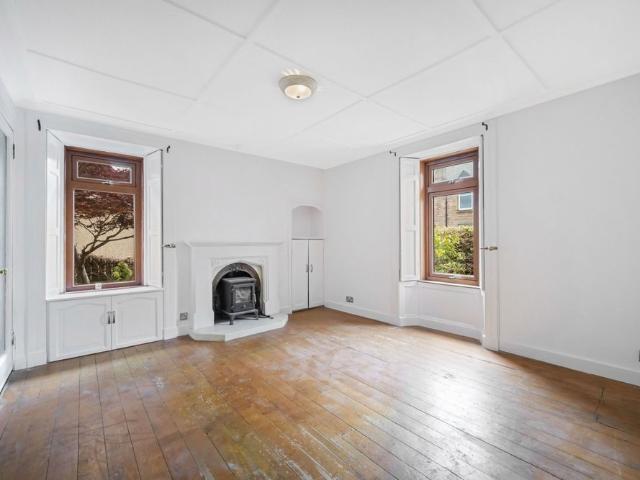 2 bedroom cottage to rent