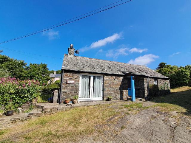 2 bedroom cottage to rent