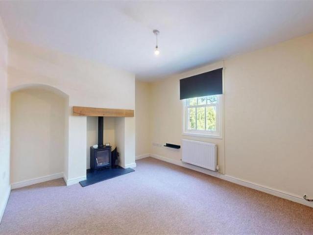 2 bedroom cottage to rent
