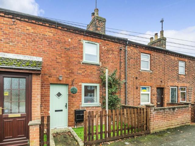 2 bedroom cottage to rent