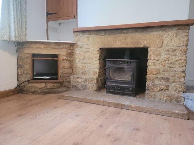 2 bedroom cottage to rent