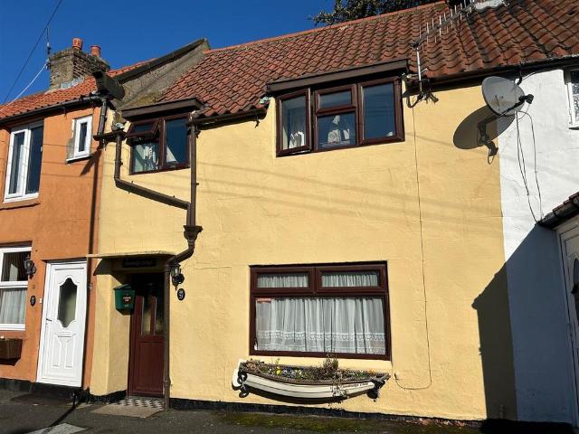 2 bedroom cottage to rent