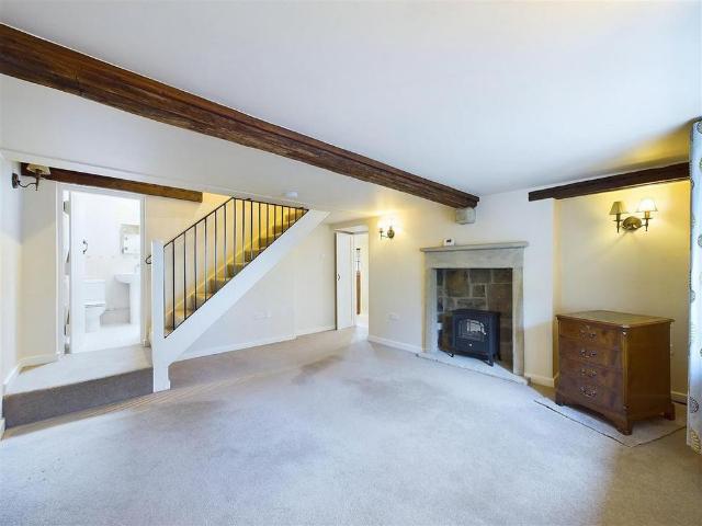 2 bedroom cottage to rent