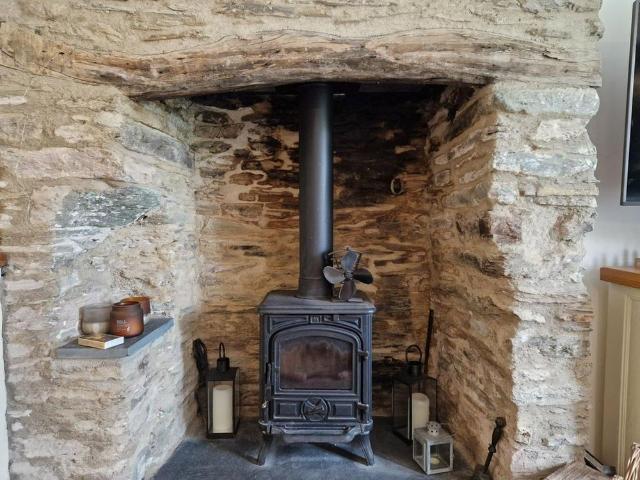 2 bedroom cottage to rent