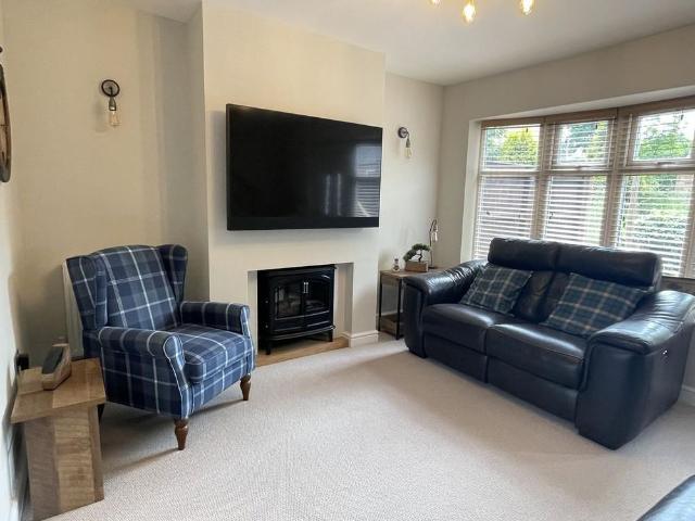 2 bedroom cottage to rent