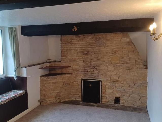 2 bedroom cottage to rent