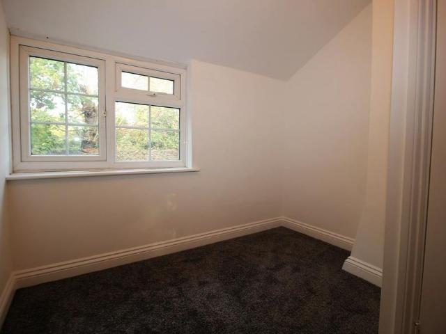2 bedroom cottage to rent