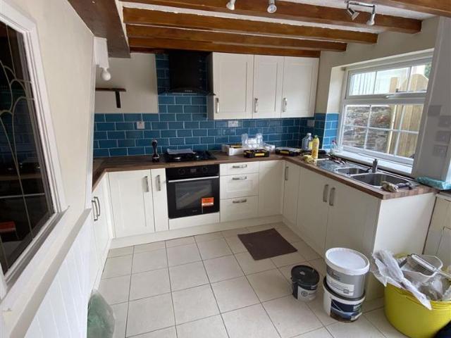 2 bedroom cottage to rent