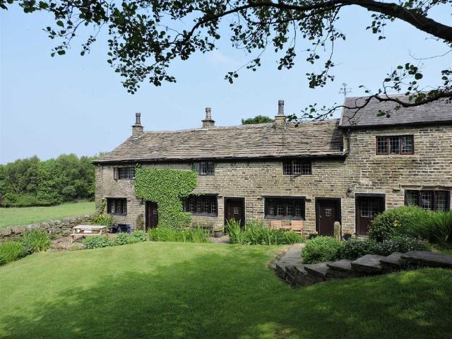 2 bedroom cottage to rent