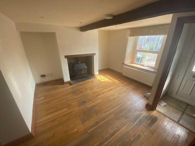 2 bedroom cottage to rent