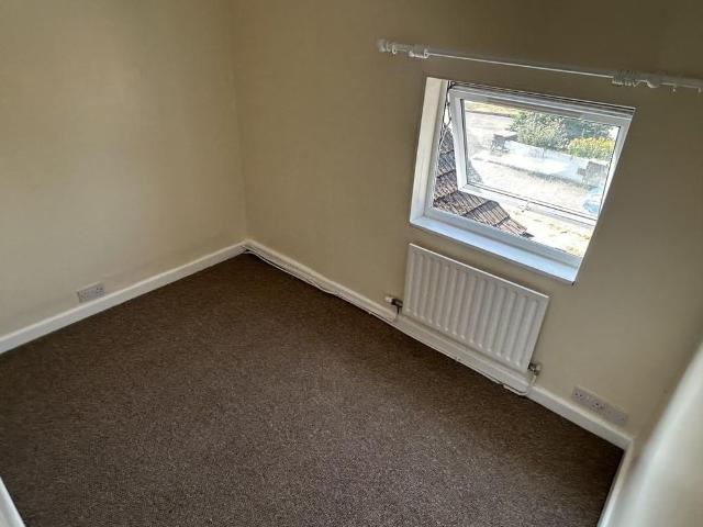 2 bedroom cottage to rent