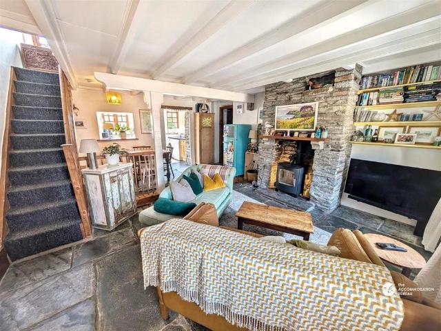 2 bedroom cottage to rent