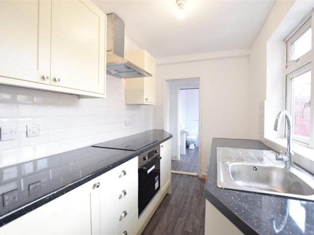2 bedroom cottage to rent