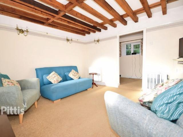2 bedroom cottage to rent