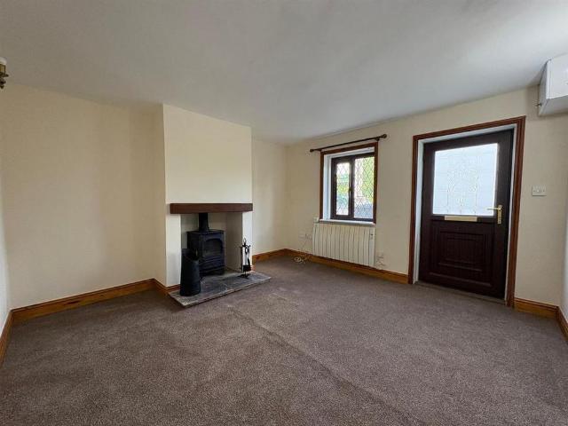 2 bedroom cottage to rent