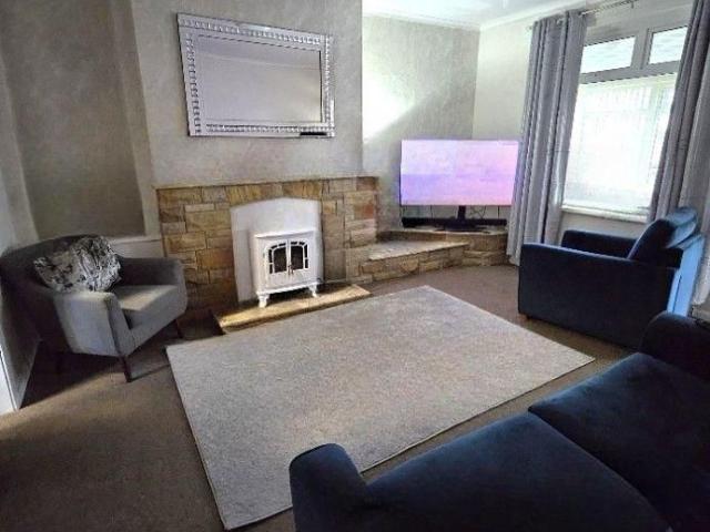 2 bedroom cottage to rent