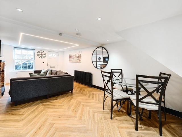 2 bedroom cottage to rent