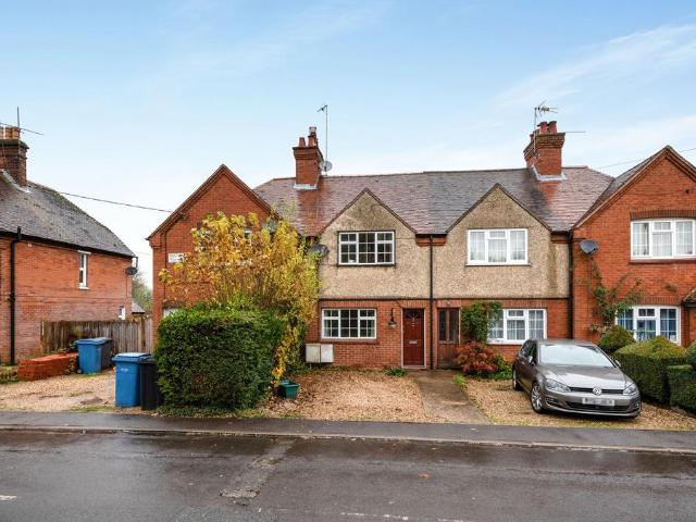 2 bedroom cottage to rent