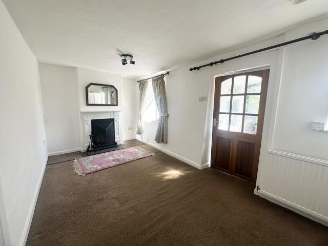 2 bedroom cottage to rent