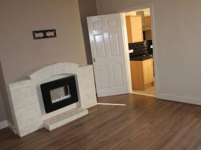 2 bedroom cottage to rent