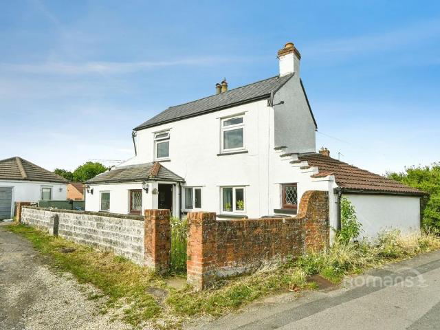 2 bedroom cottage to rent