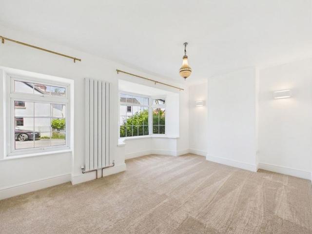 2 bedroom cottage to rent