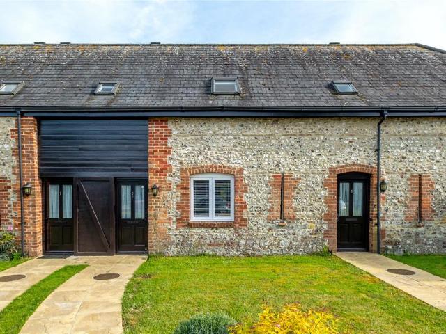 2 bedroom cottage to rent