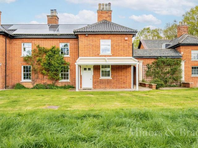 2 bedroom cottage to rent