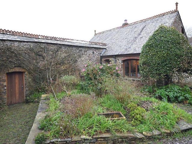 2 bedroom cottage to rent