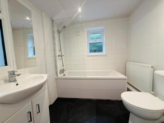 2 bedroom cottage to rent