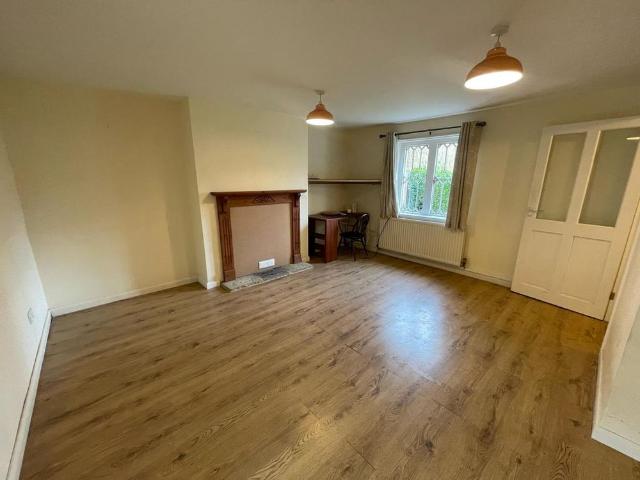 2 bedroom cottage to rent