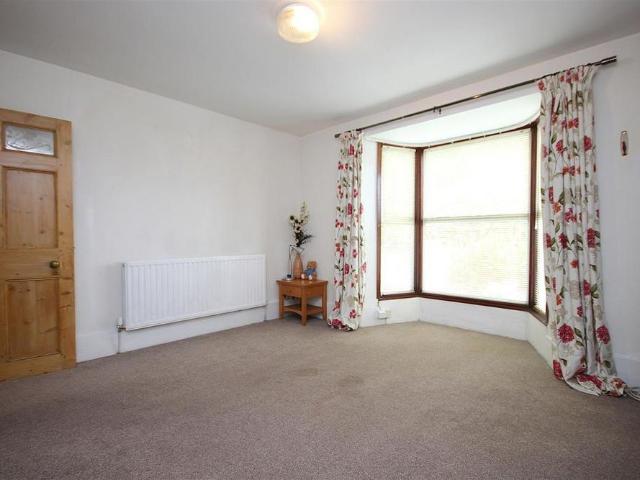 2 bedroom cottage to rent