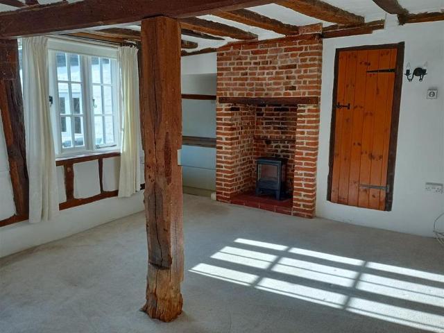 2 bedroom cottage to rent