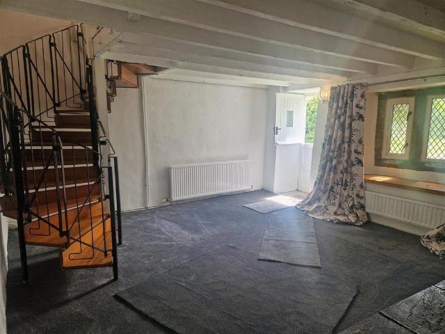 2 bedroom cottage to rent