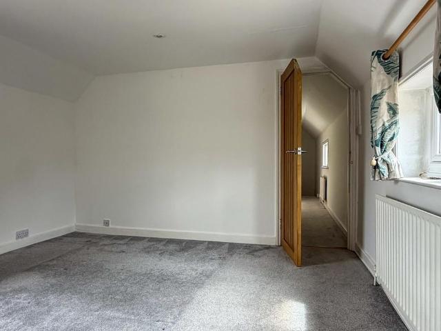 2 bedroom cottage to rent