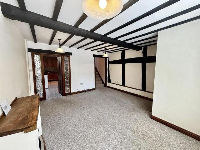 2 bedroom cottage to rent