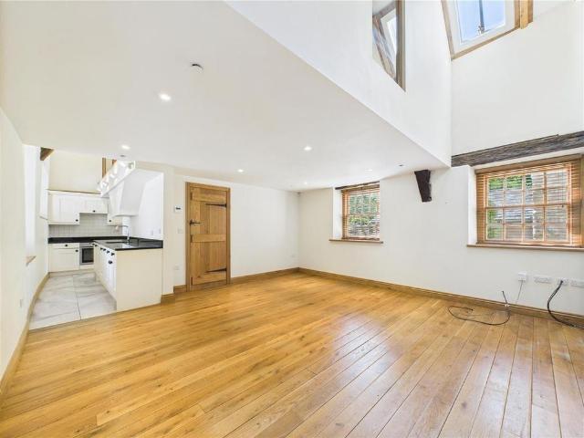 2 bedroom cottage to rent