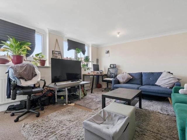 2 bedroom cottage to rent