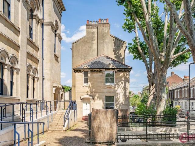 2 bedroom cottage to rent