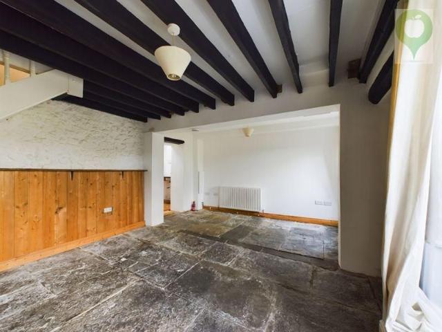 2 bedroom cottage to rent