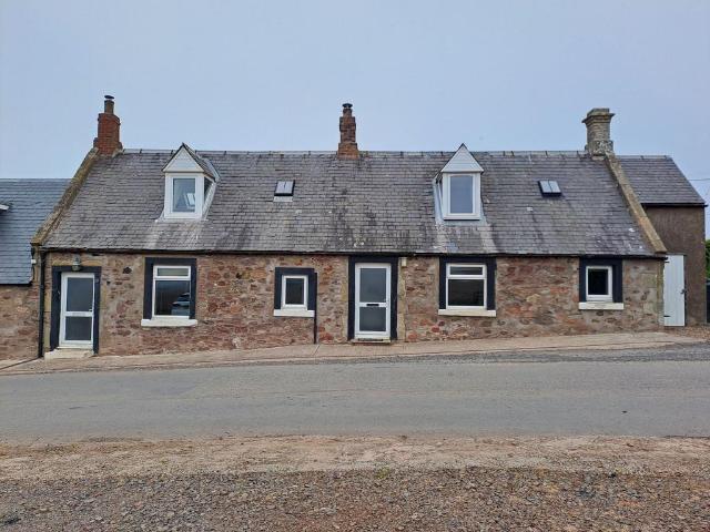 2 bedroom cottage to rent