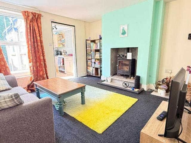 2 bedroom cottage to rent